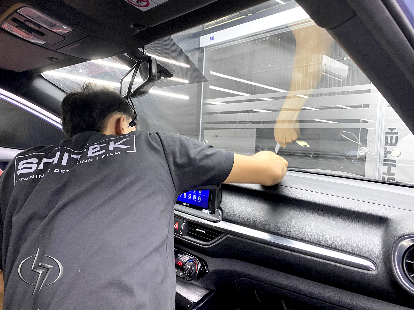 KHỞI ĐỘNG THÁNG MỚI - KHAI GIẢNG KHÓA ĐÀO TẠO DETAILING CHUYÊN NGHIỆP TẠI SHITEK